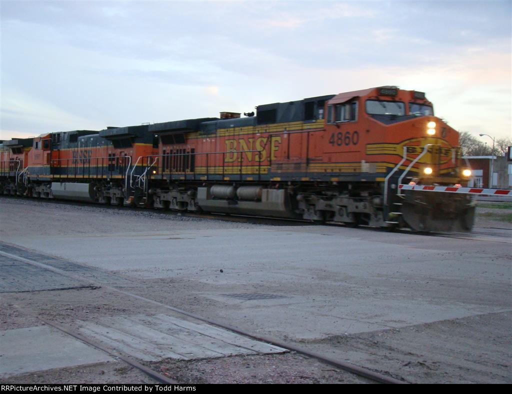 BNSF 4860